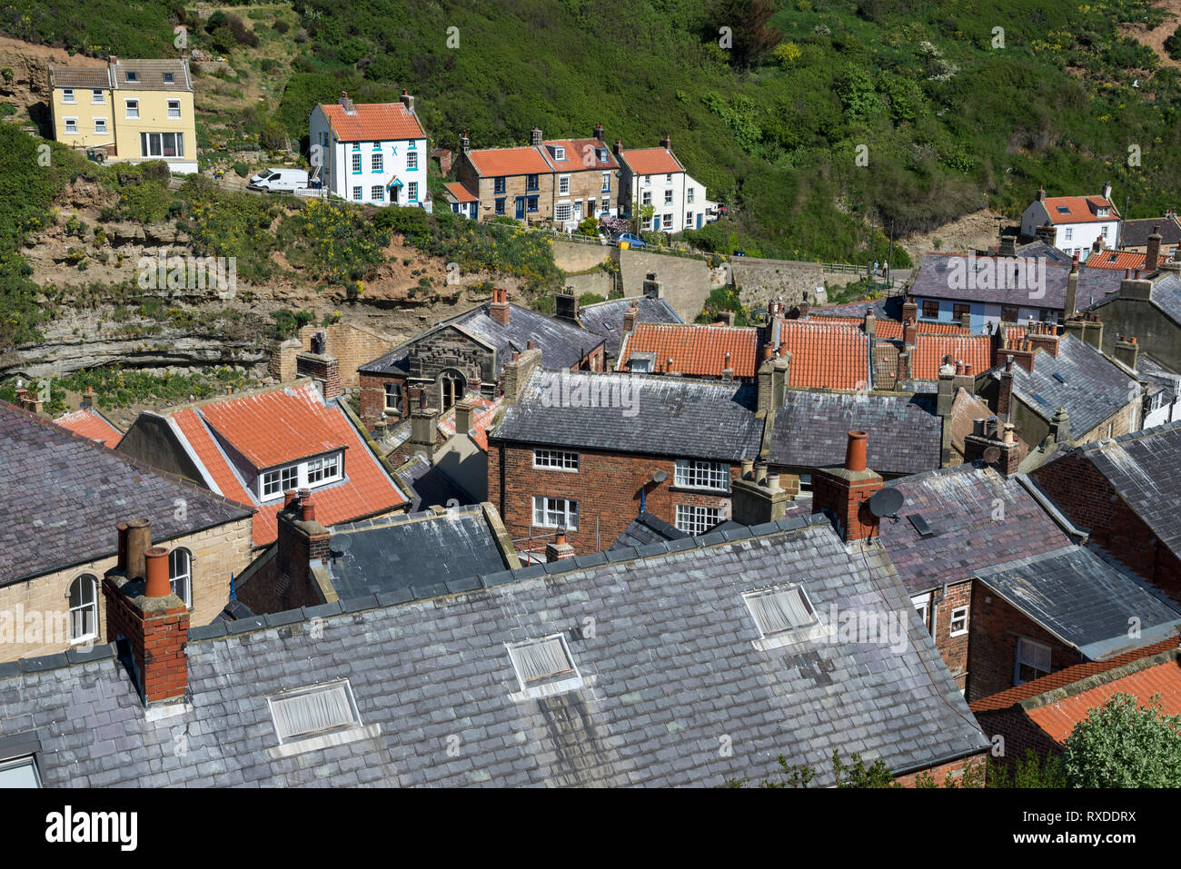 British rooftops hi-res stock photography and images - Alamy