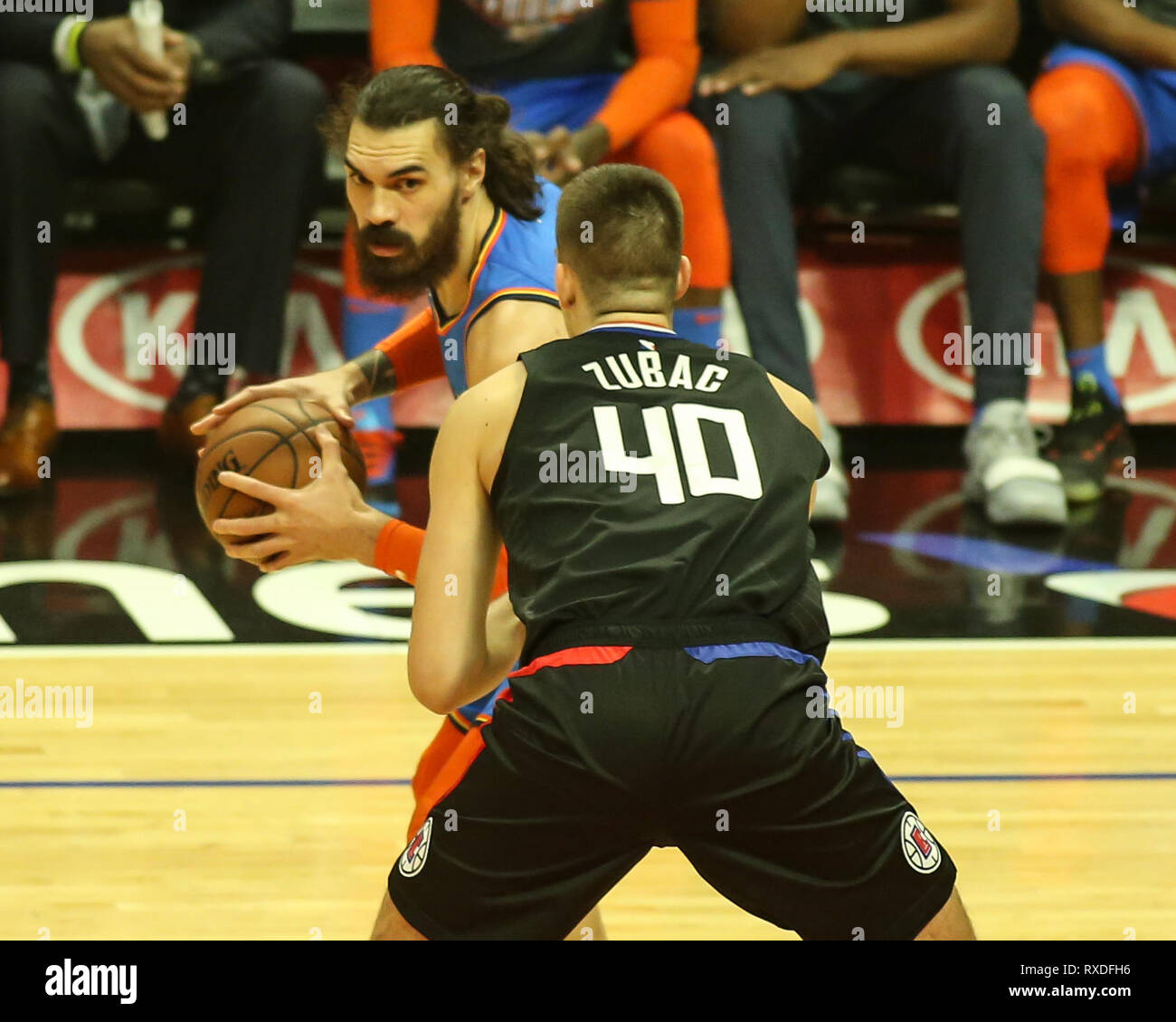 Steven adams basketball hi-res stock photography and images - Alamy
