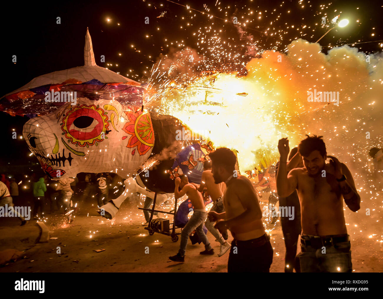 Tultepec, Mexico. 8th Mar 2019. A cardboard bull filled with fireworks ...