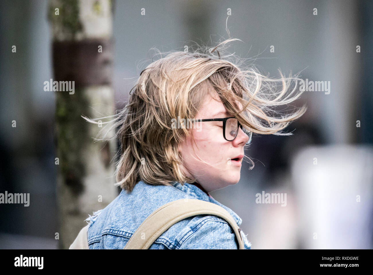 wind,hair,windswept,bad hair day,wind blown hair,long hair,female,face ...