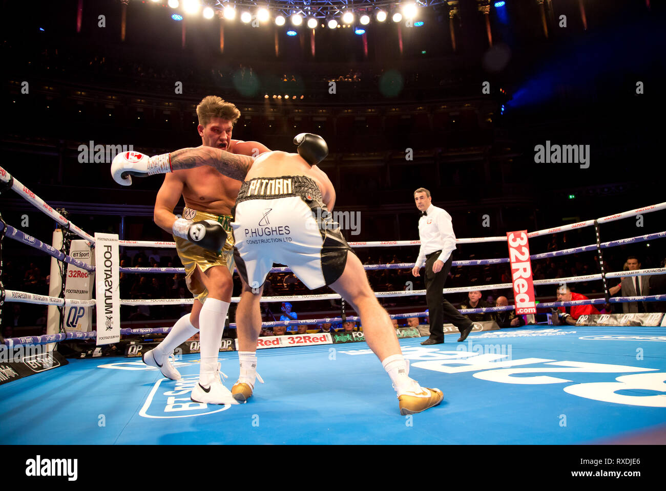 London uk 8th March 2019 Boxing returns to the royal albert hall ...