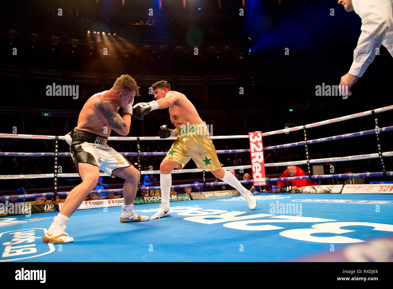 Boxing british welterweight title junior hi-res stock photography and ...