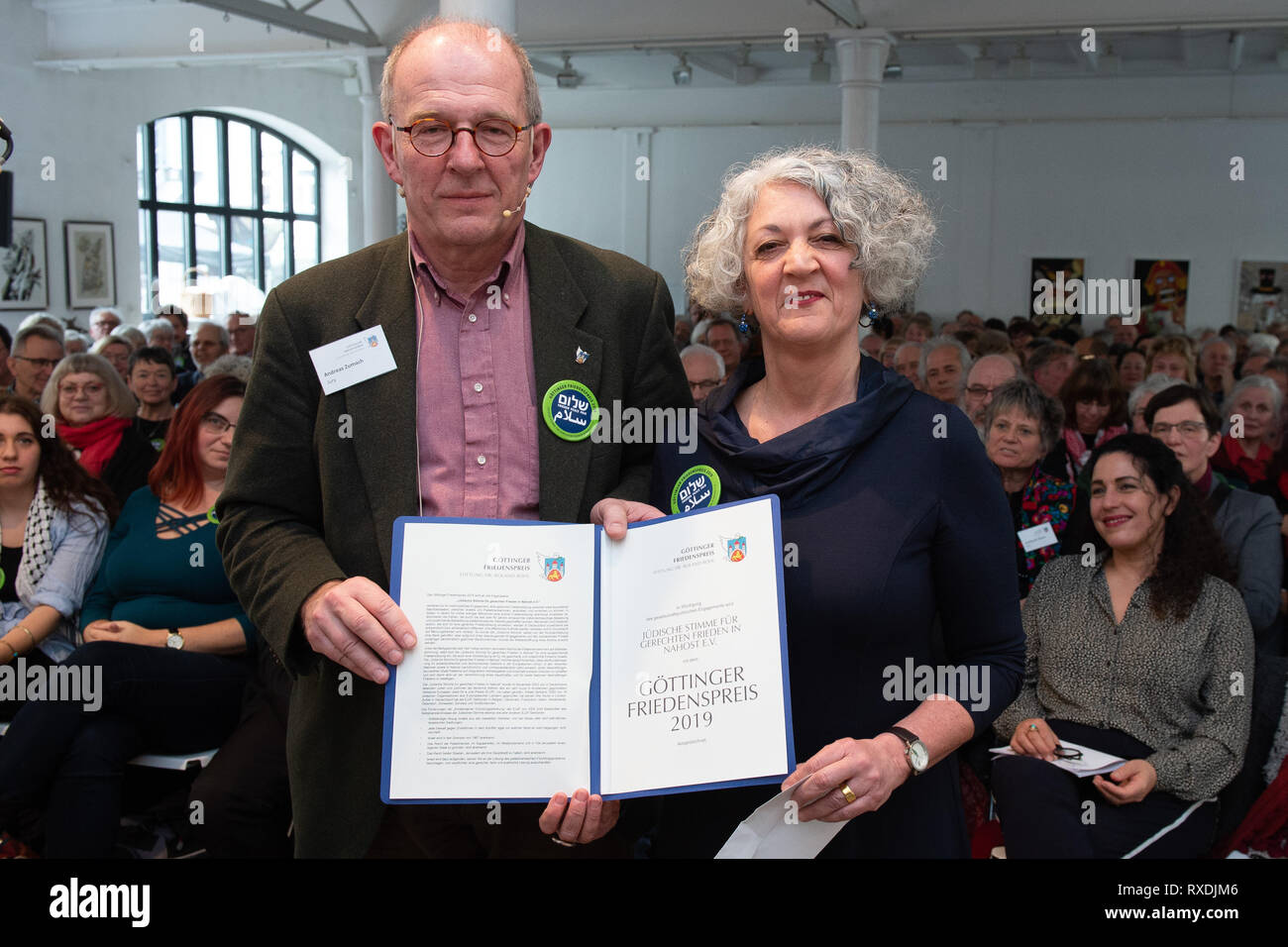 Iris research hi-res stock photography and images - Alamy