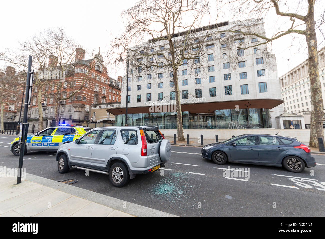 Suspicious vehicle hi-res stock photography and images - Alamy
