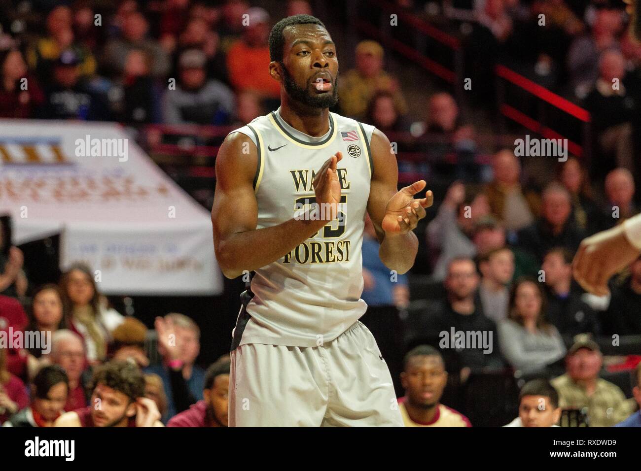 Scott smart hi-res stock photography and images - Alamy