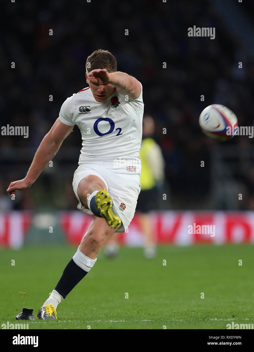 London, UK. 09th Mar, 2019. Owen Farrell of England kicks a conversion ...