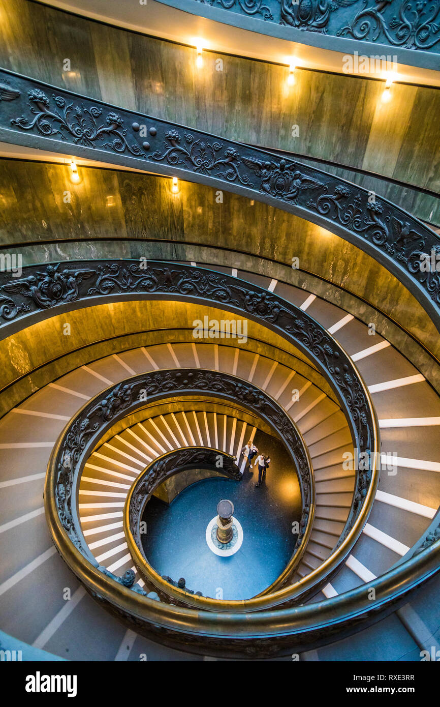 Spiral staircase in Vatican Museum Stock Photo - Alamy