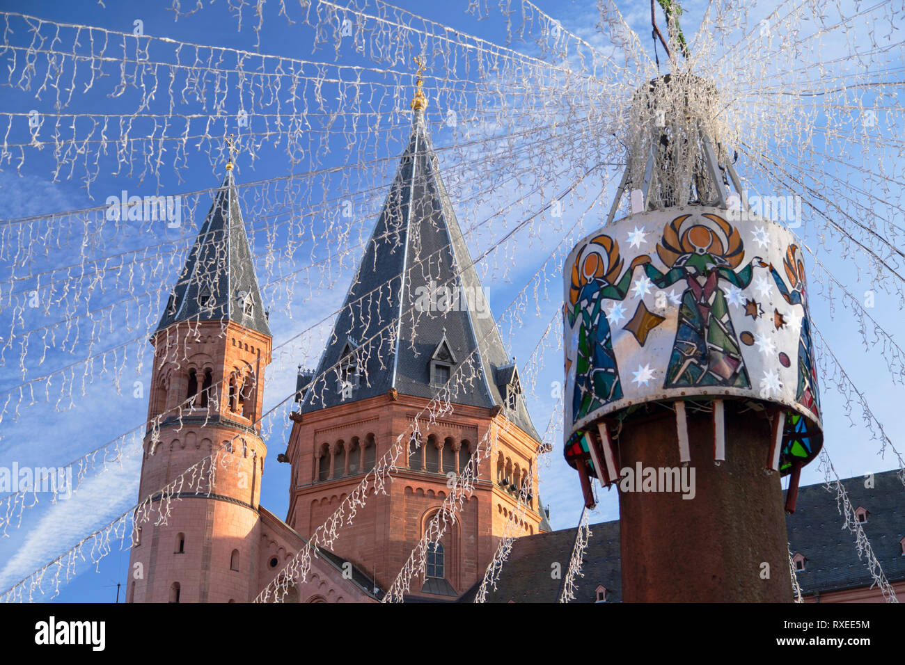 Mainz germany market square hi-res stock photography and images - Alamy