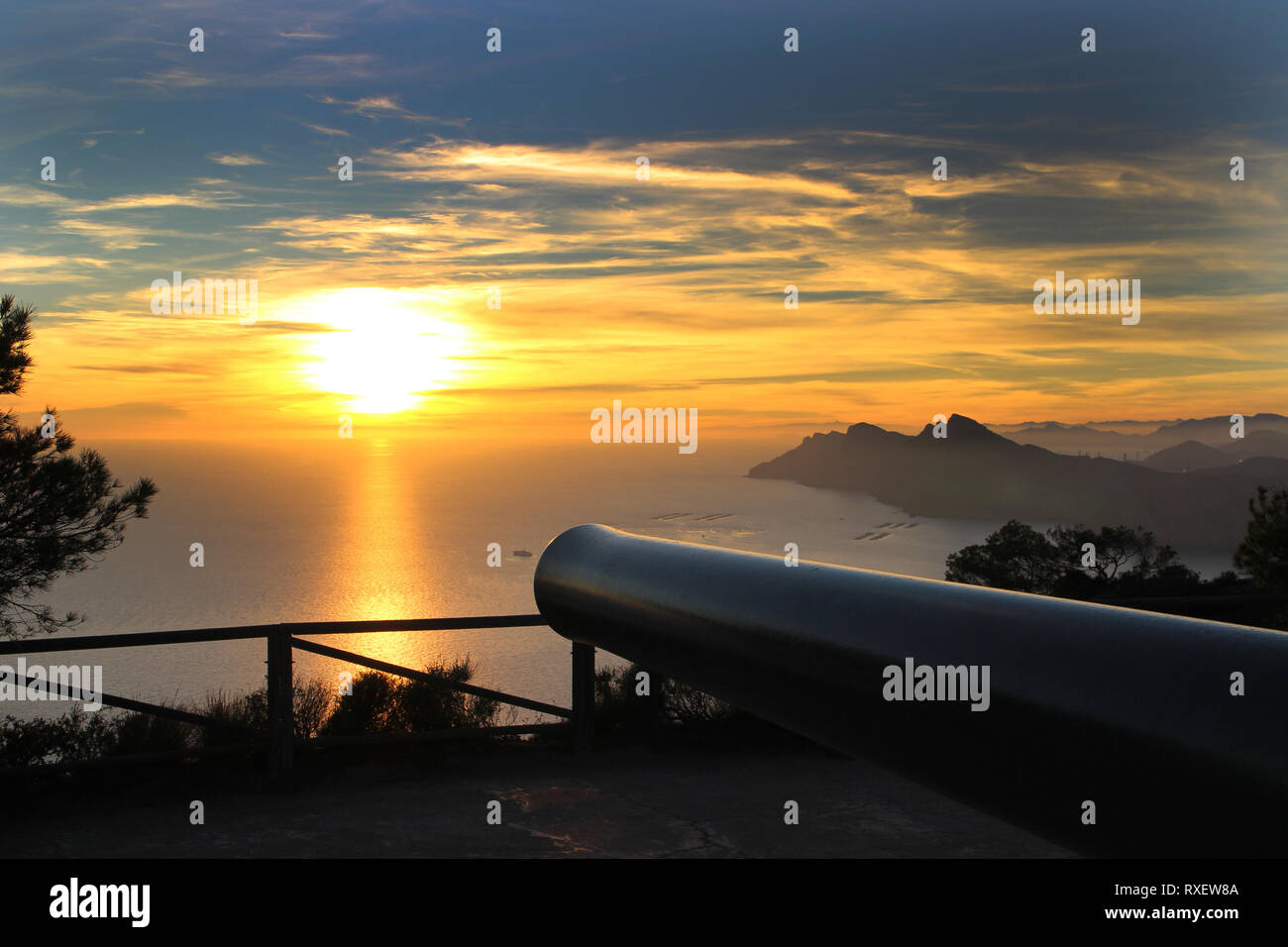 Portman guns gun hi-res stock photography and images - Alamy