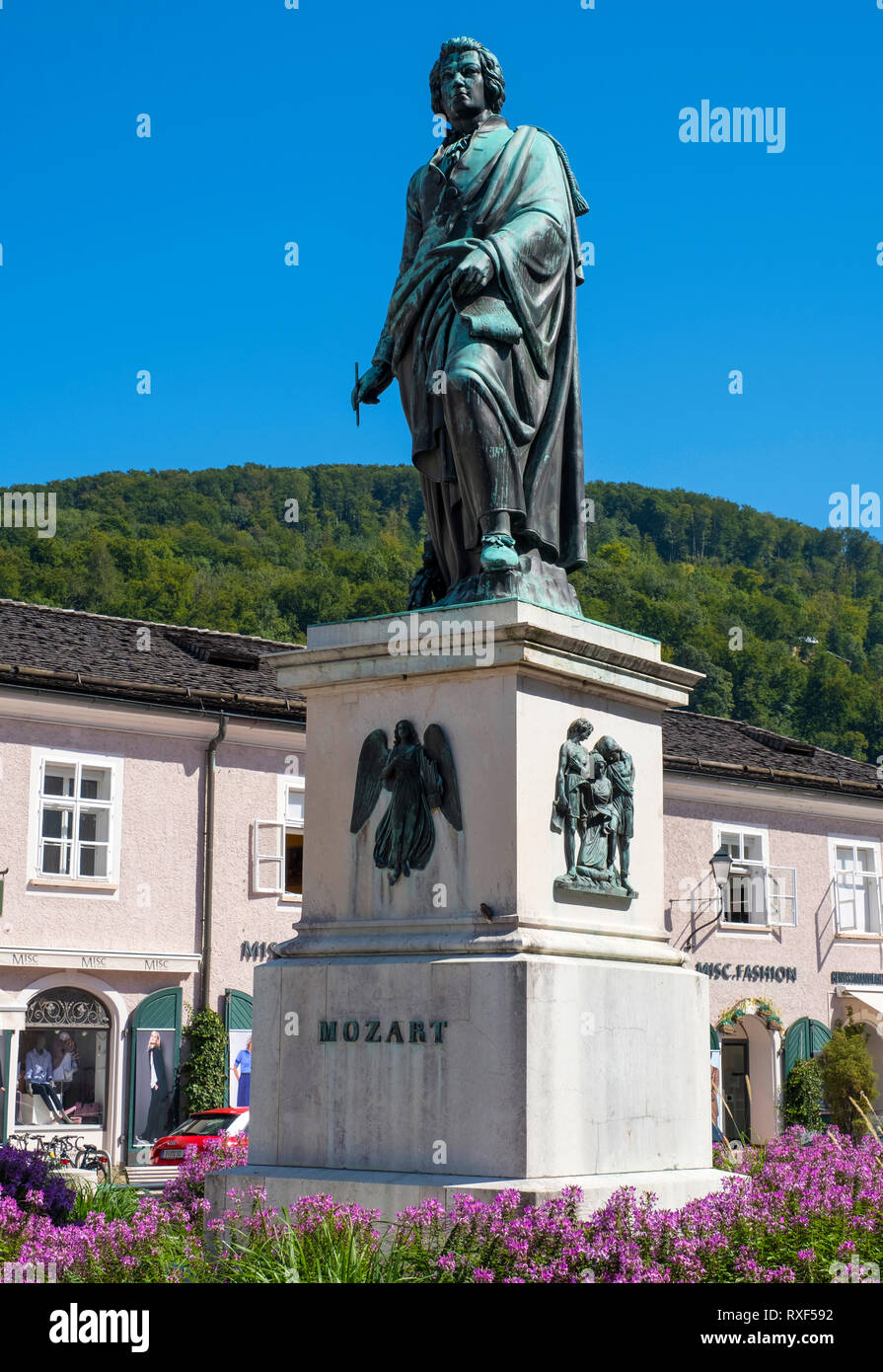 The statue of Wolfgang Amadeus Mozart in Salzburg's Mozartplatz ...