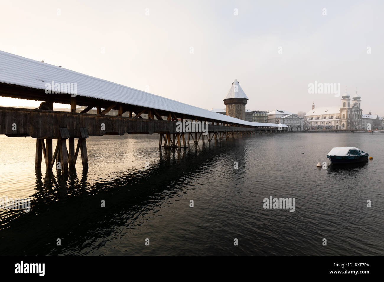 Kapellbruecke winter hi-res stock photography and images - Alamy