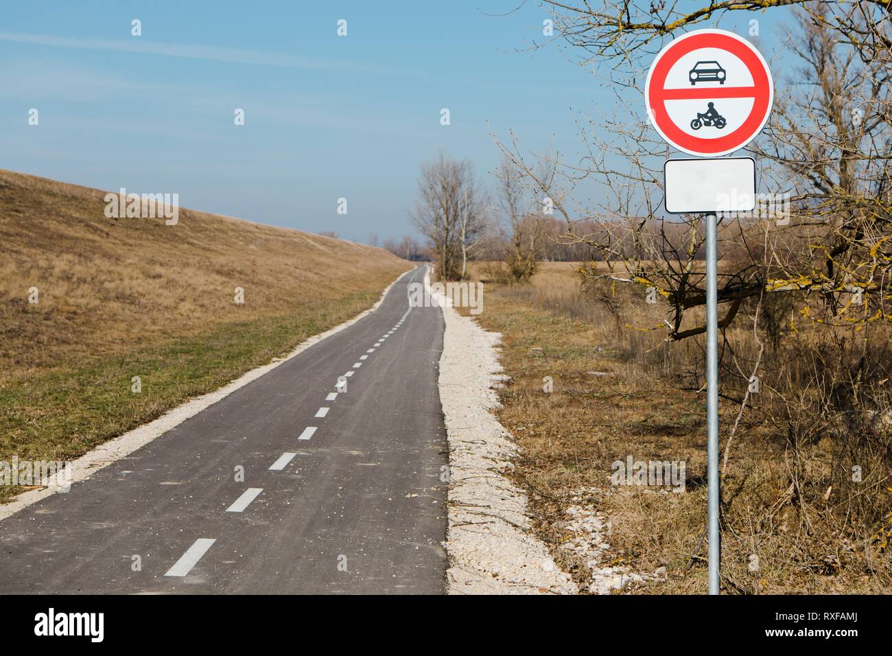 Bike by no entry sign hi-res stock photography and images - Alamy