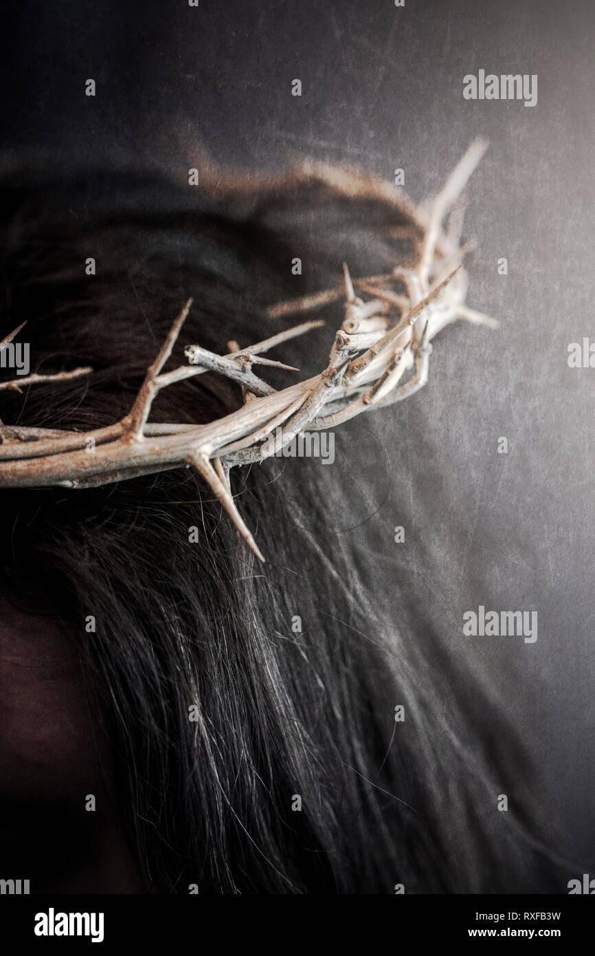 A Close Up of Jesus Wearing the Crown of Thorns Stock Photo - Alamy