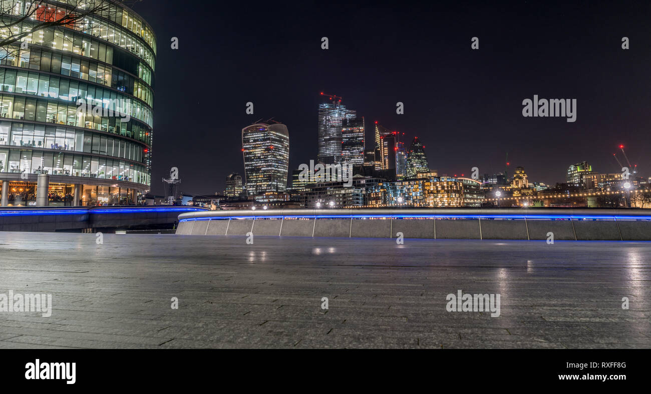 London loop hi-res stock photography and images - Alamy