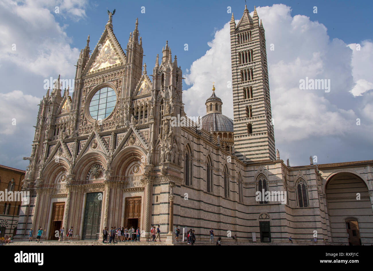 Churches in siena hi-res stock photography and images - Alamy