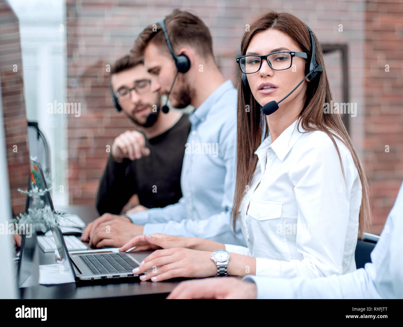 Support specialists hi-res stock photography and images - Alamy