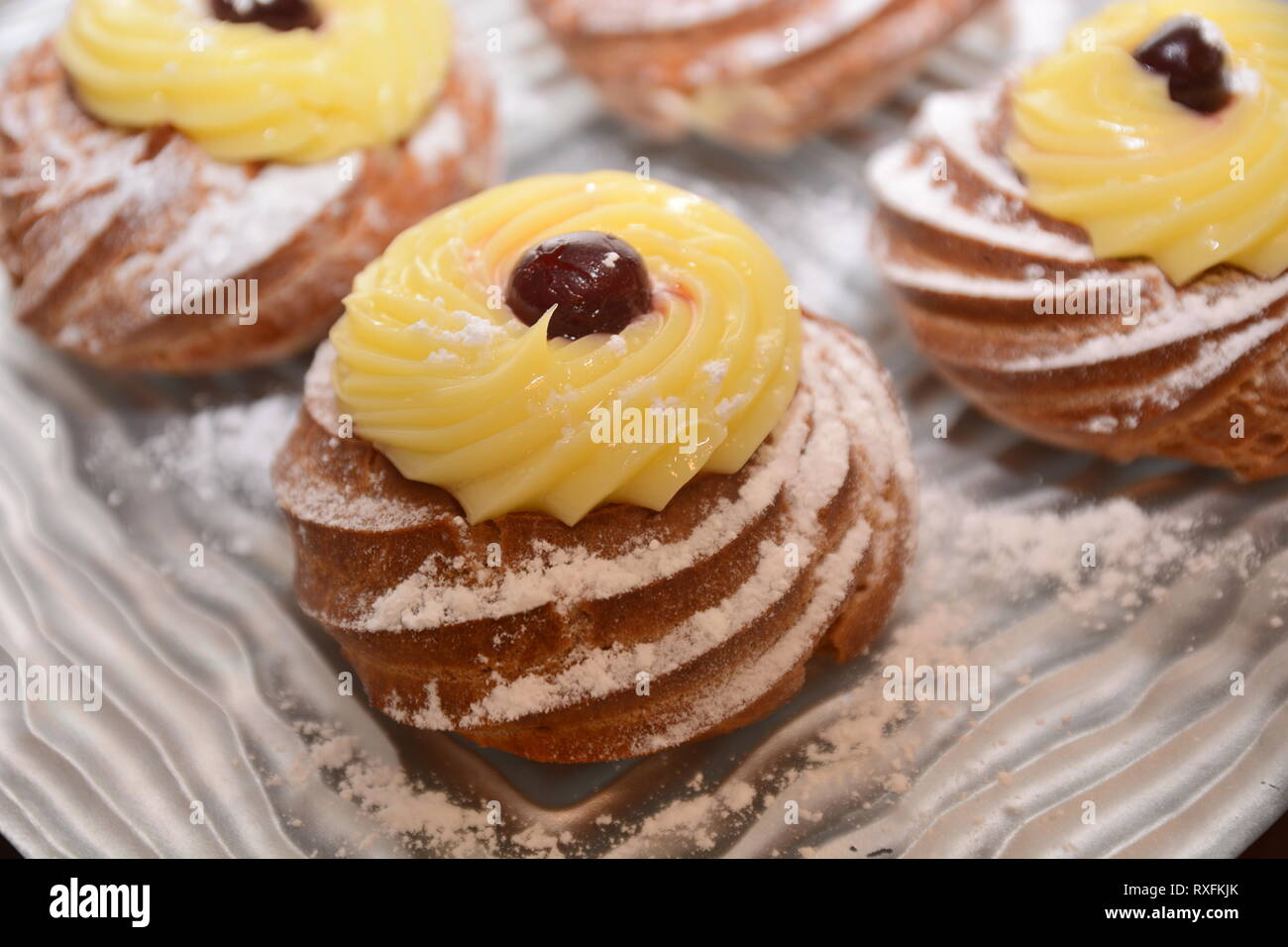 italian dessert zeppole di san giuseppe sweet neapolitan food sud italy ...