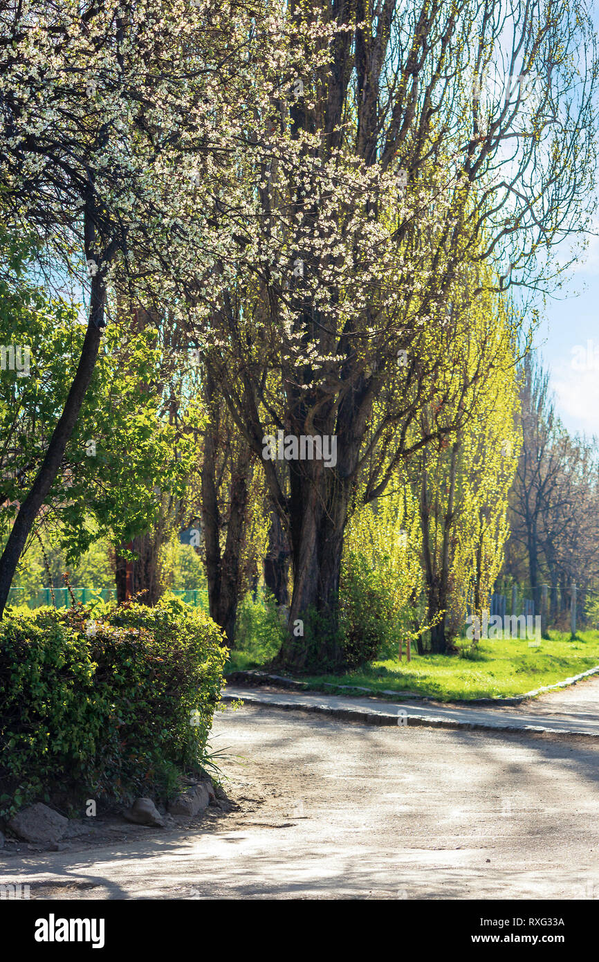 Urban scenery hi-res stock photography and images - Alamy