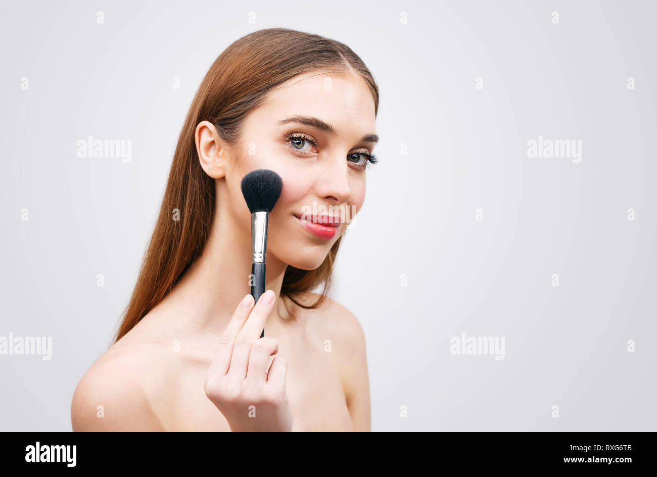 Applying matte hi-res stock photography and images - Alamy