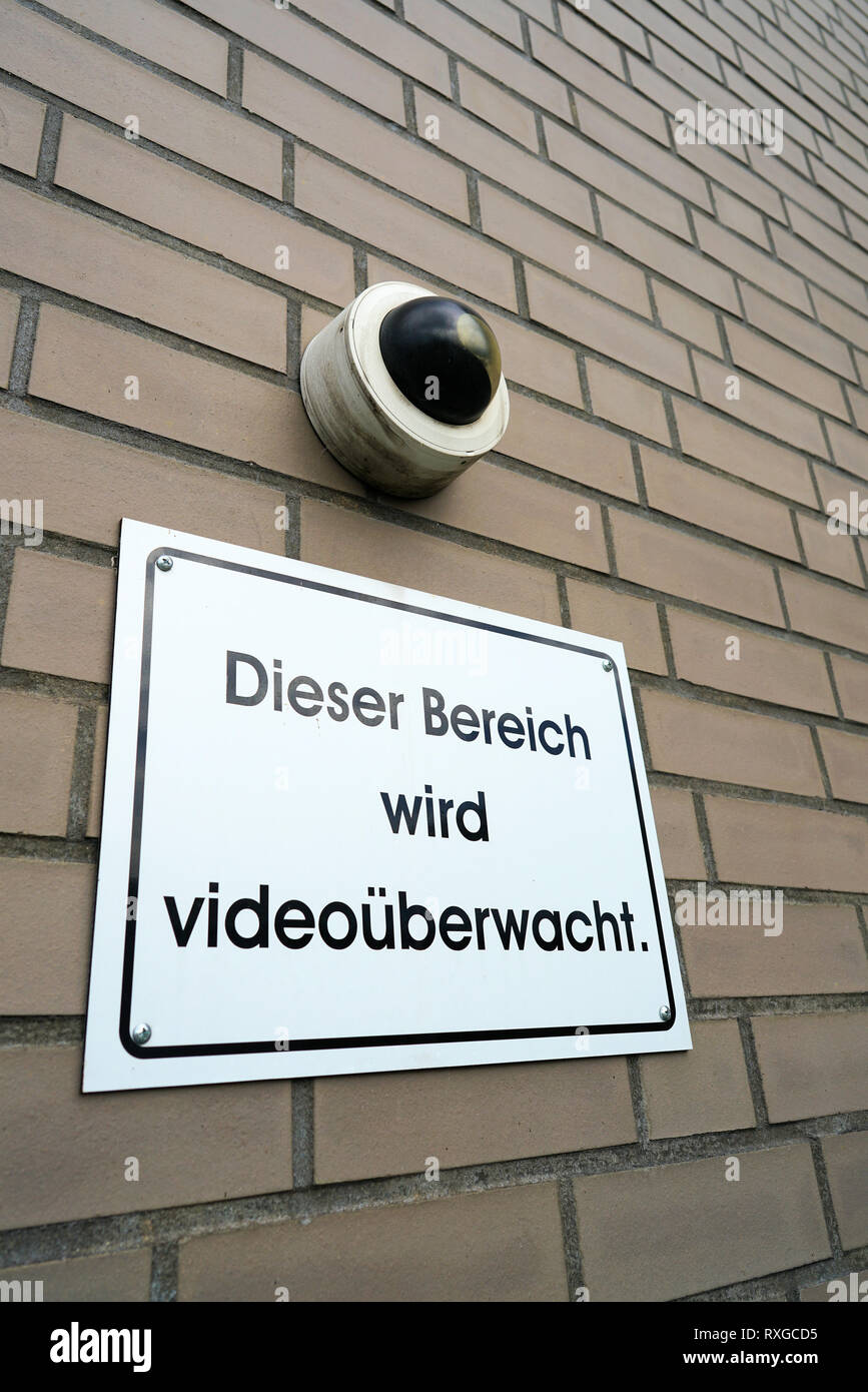 Sign saying "this area is being video-monitored Stock Photo - Alamy