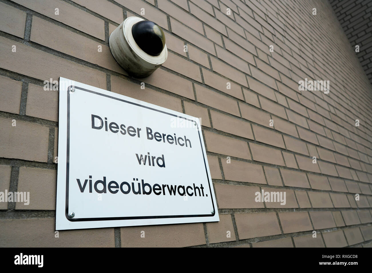 Sign saying "this area is being video-monitored Stock Photo - Alamy