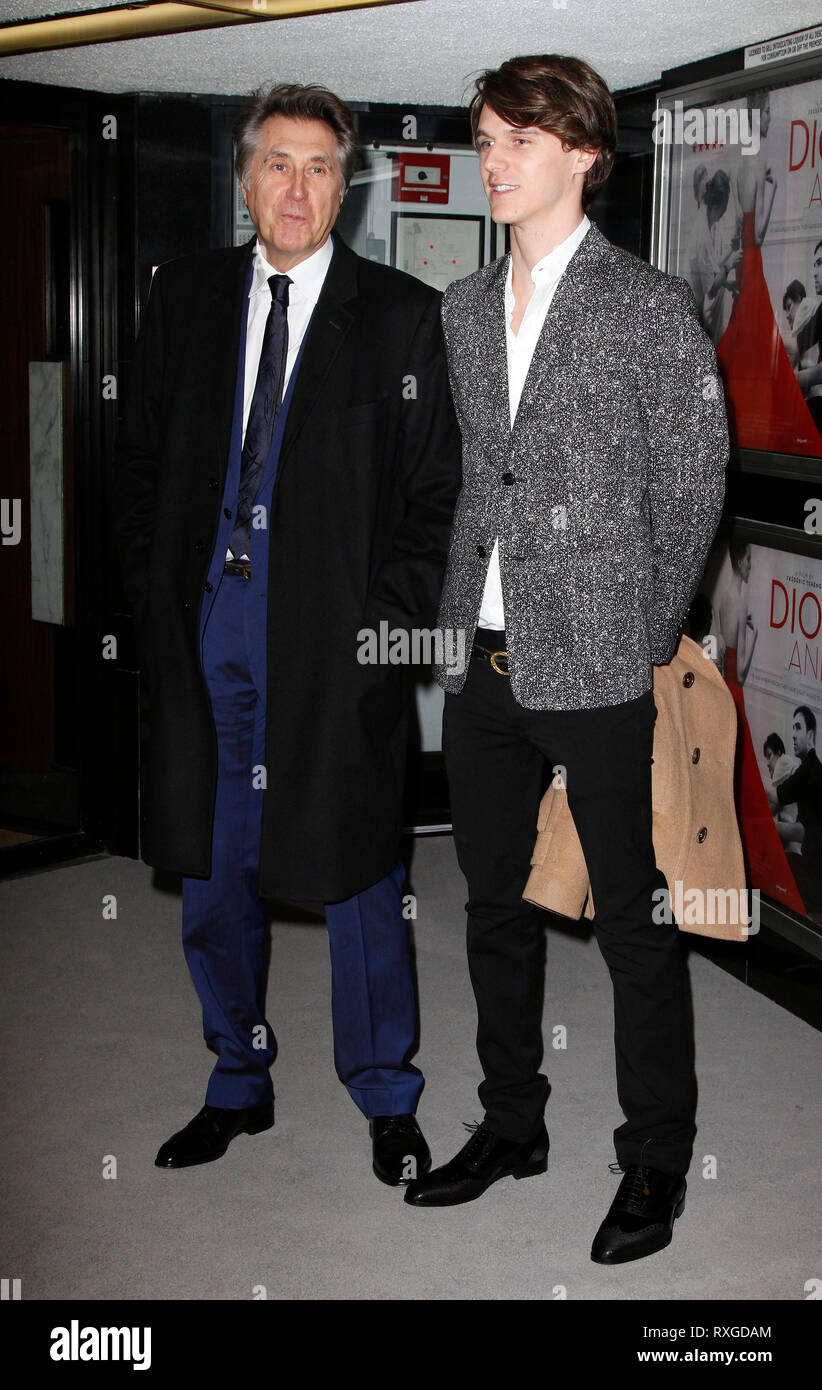 Tara ferry hi-res stock photography and images - Alamy