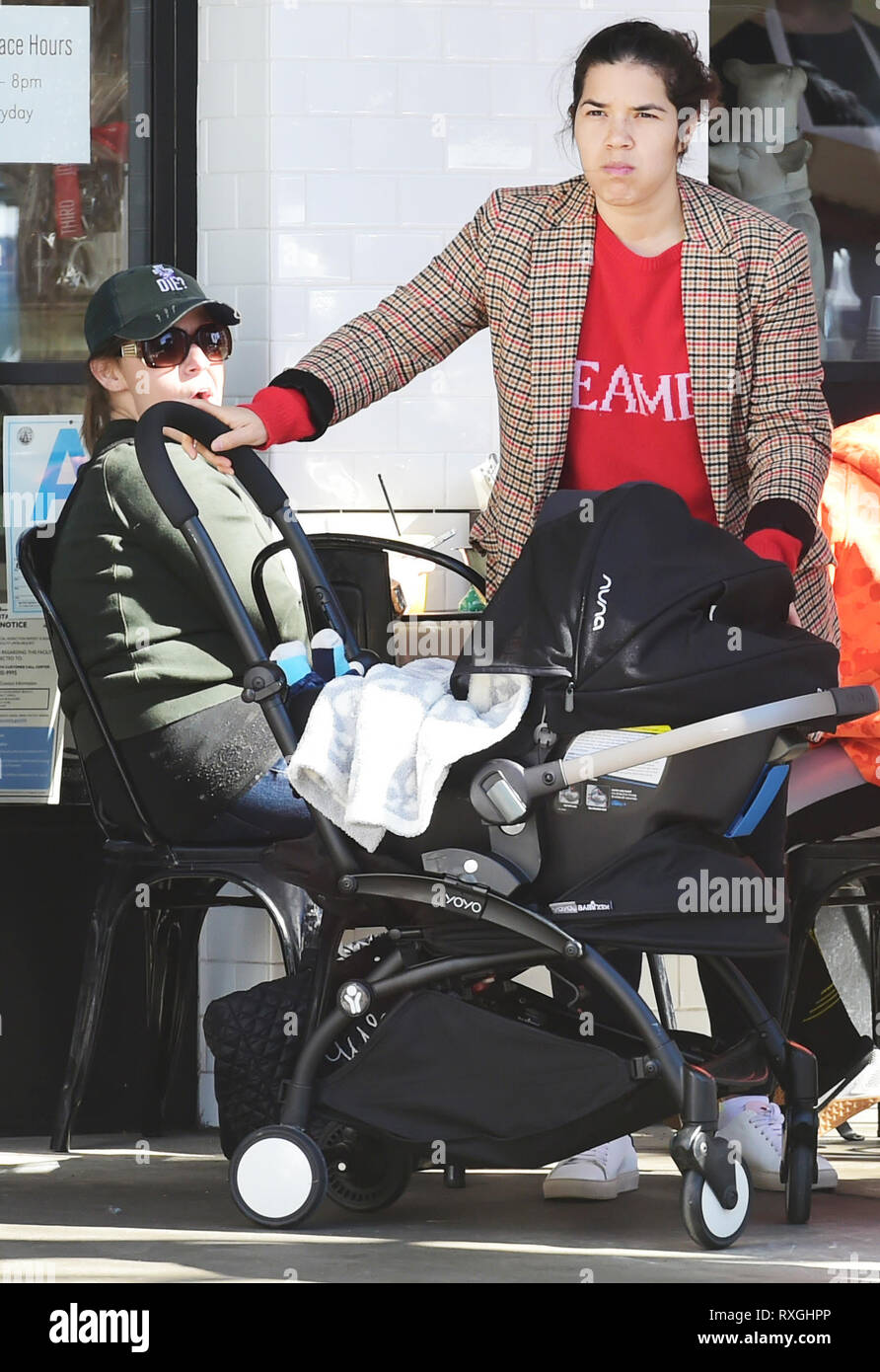 America Ferrera eats out with her family at Joan’s on Third in Los ...