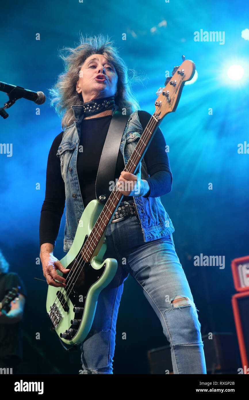 Suzi quatro hi-res stock photography and images - Alamy