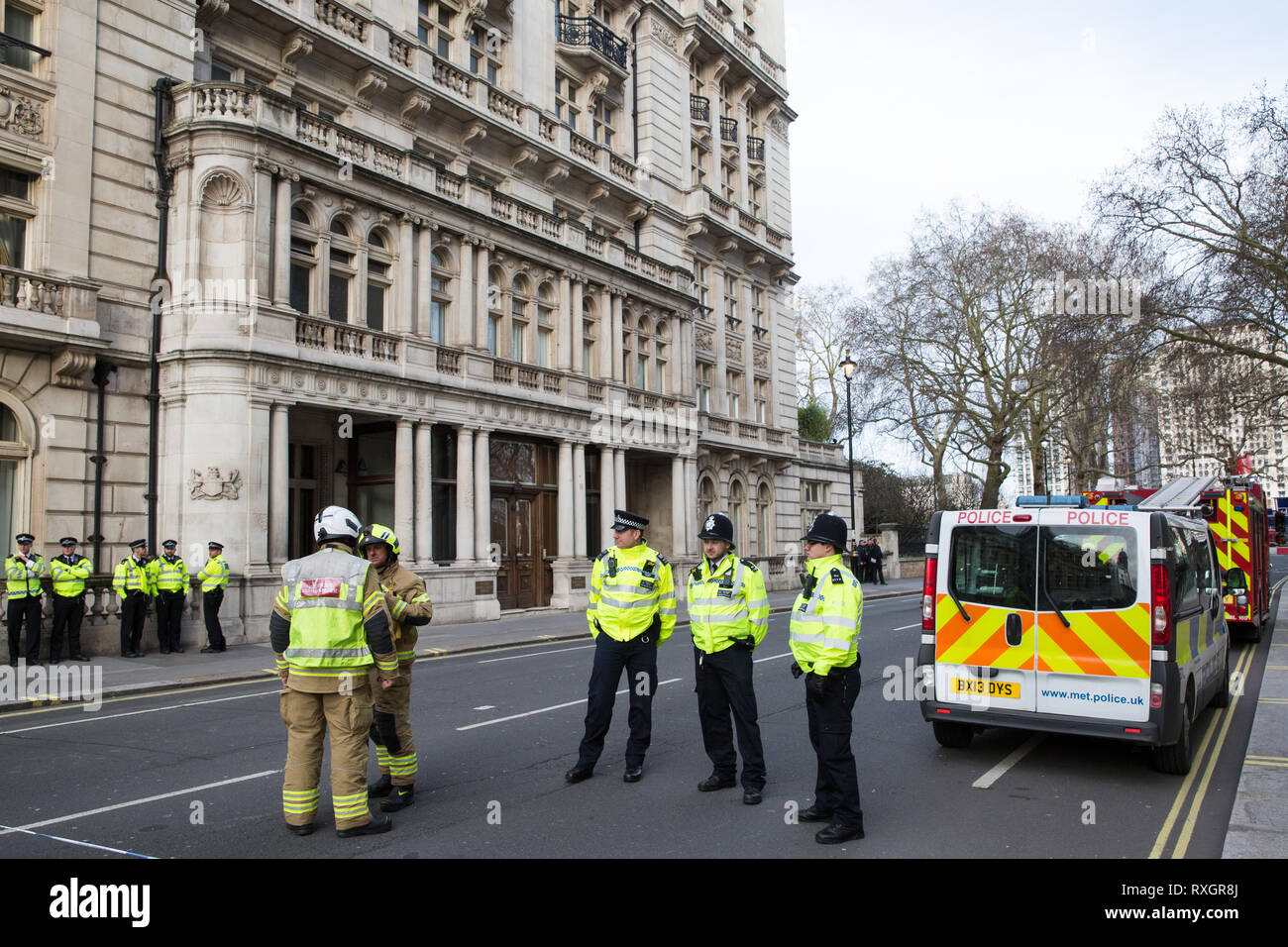 Fire brigade incident commander hi-res stock photography and images - Alamy