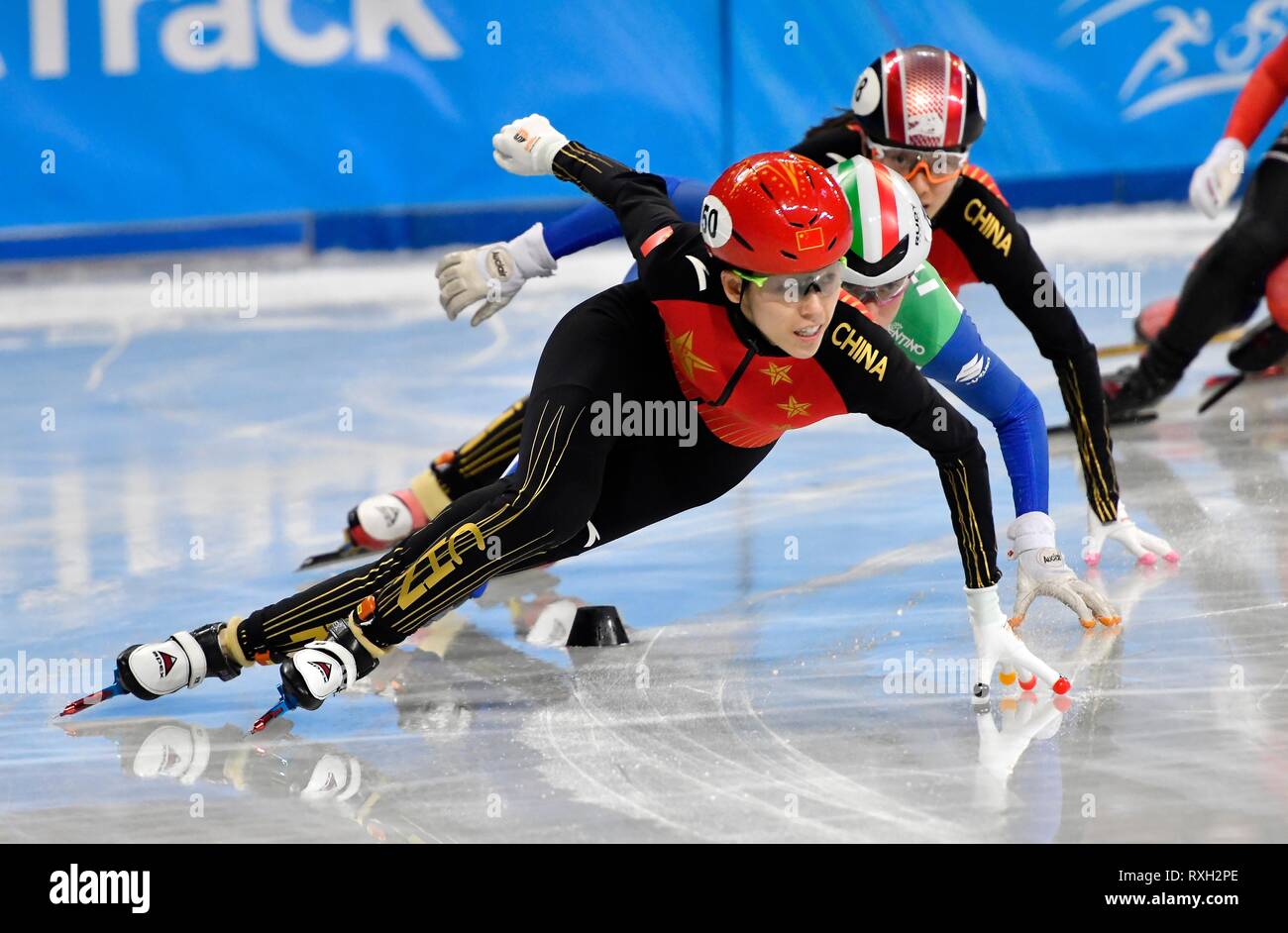 Fan kexin hi-res stock photography and images - Alamy