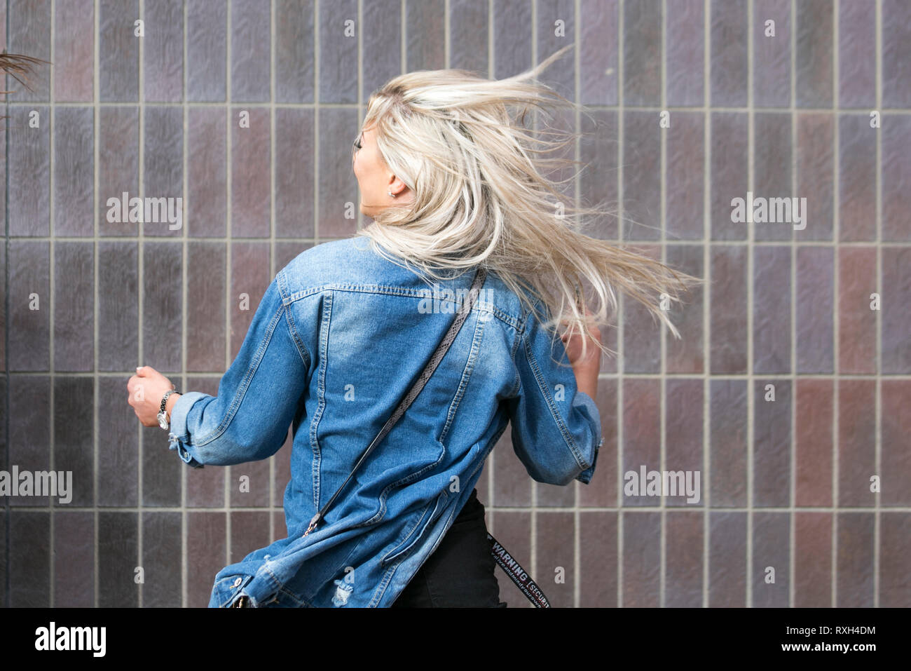 Wind swept hair hi-res stock photography and images - Alamy