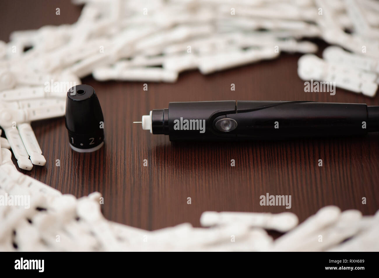 Diabetes equipment, Insulin pen and glucose level blood test Stock ...