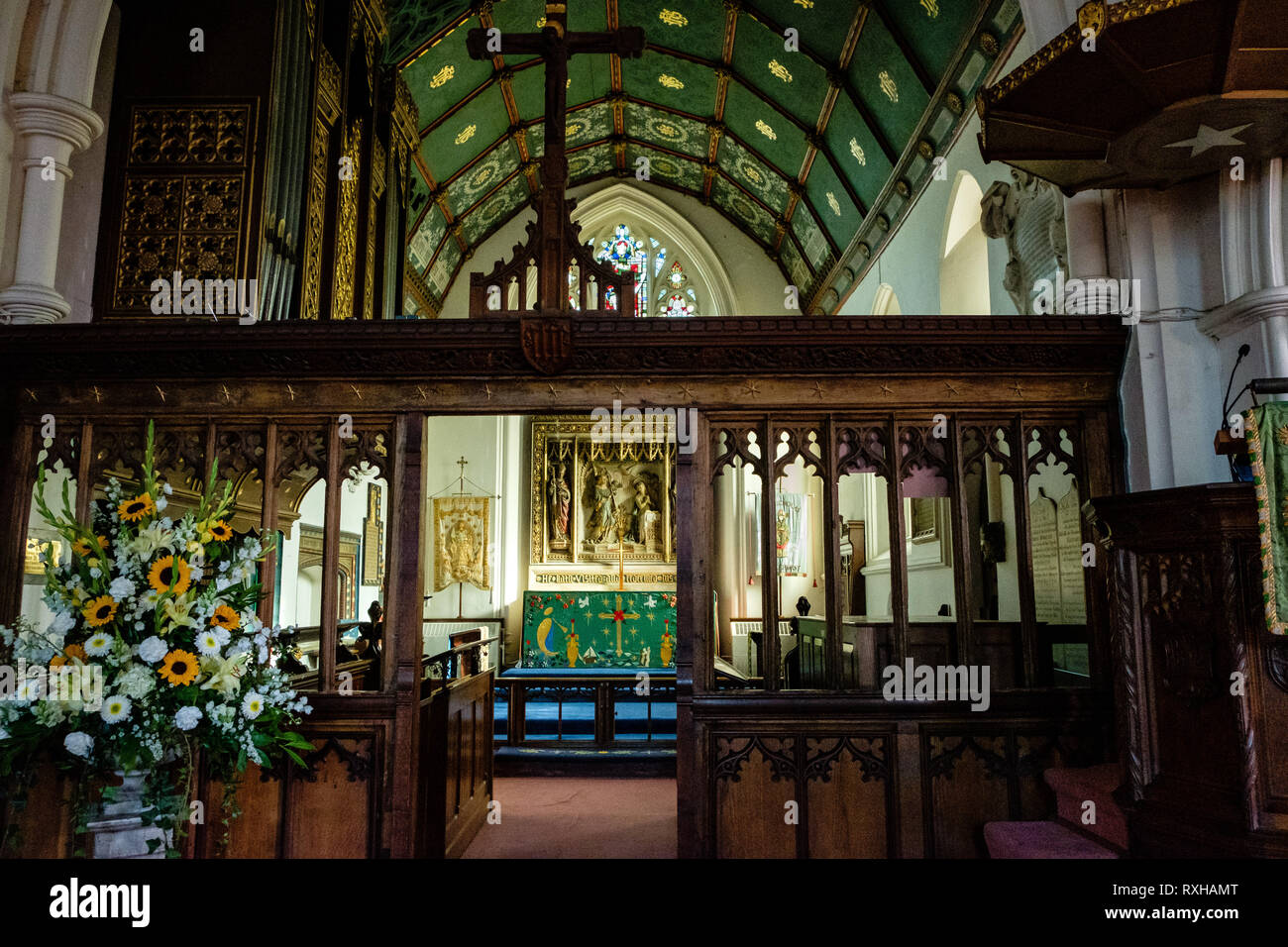 Parish church of st nicholas of bari hi-res stock photography and ...