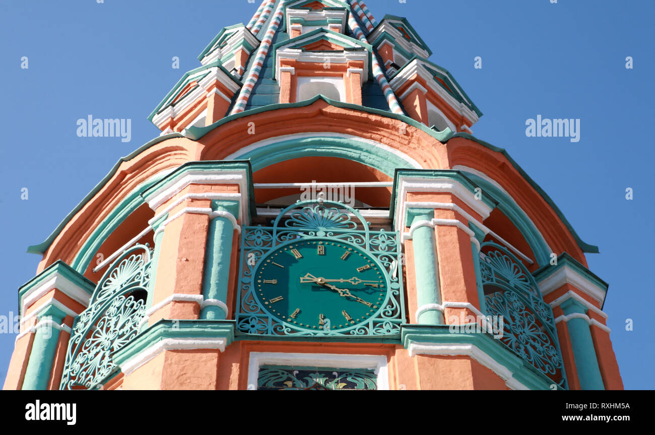 church in the daytime Stock Photo - Alamy