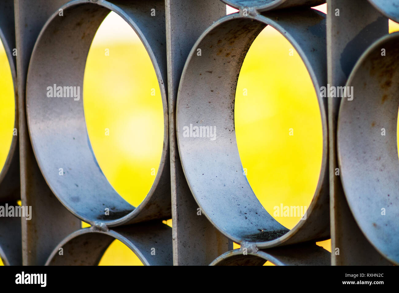 Fencing element hi-res stock photography and images - Alamy