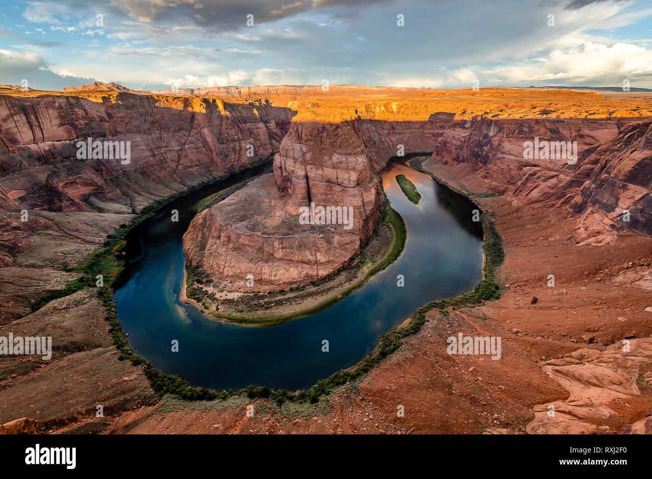 Horseshoe lake trail hi-res stock photography and images - Alamy