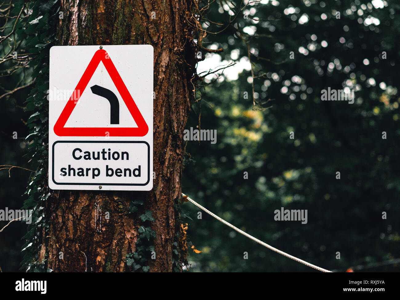 Warning triangle bend to the right hi-res stock photography and images ...