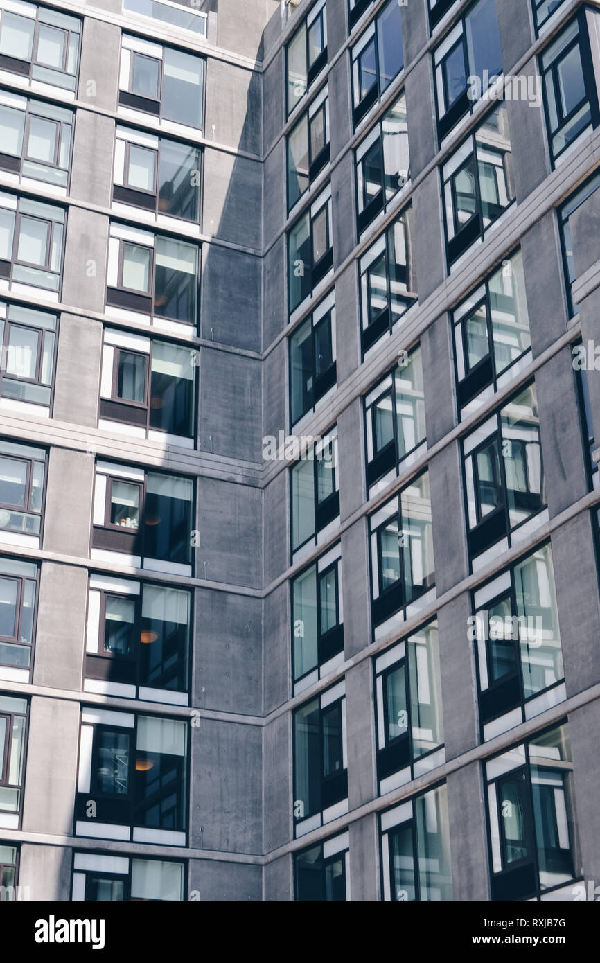 Highline Building UAL Stock Photo - Alamy