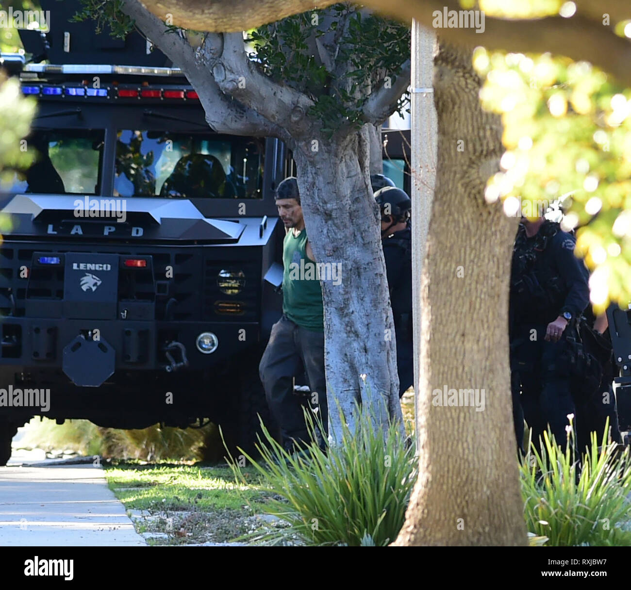 Lapd swat hi-res stock photography and images - Alamy