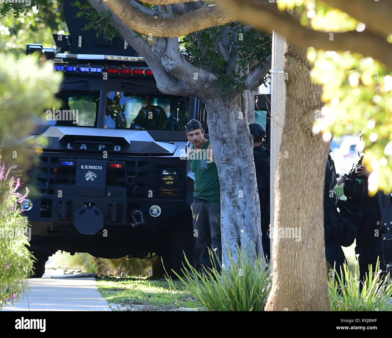 Lapd swat hi-res stock photography and images - Alamy