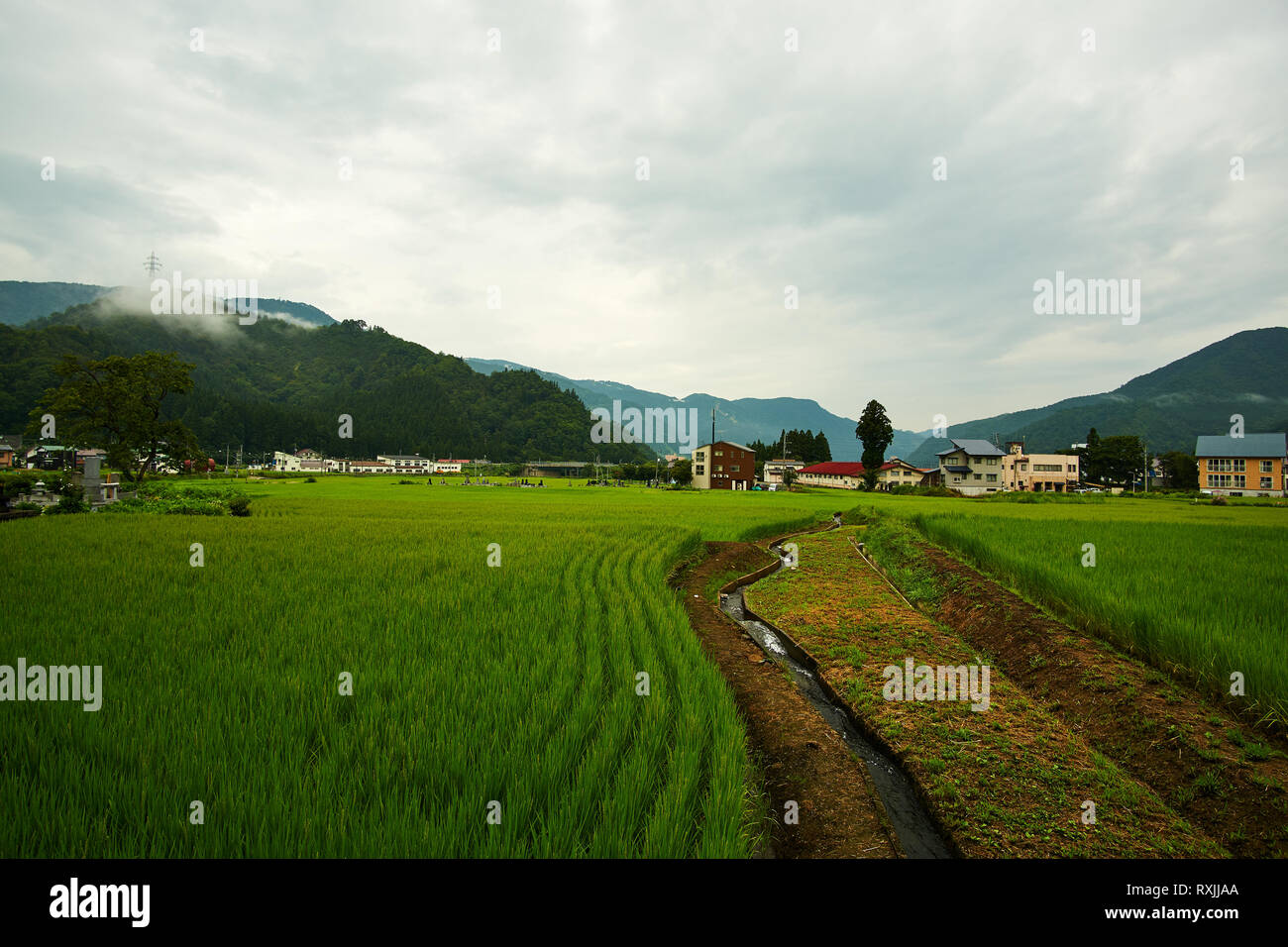 Japanese mountain homes hi-res stock photography and images - Alamy