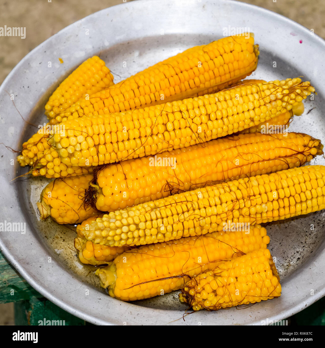 Boiled corn on aluminum hi-res stock photography and images - Alamy
