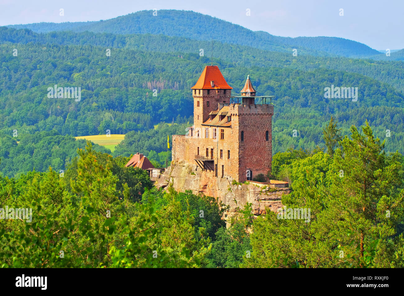 castle Berwartstein in Dahn Rockland, Germany Stock Photo - Alamy
