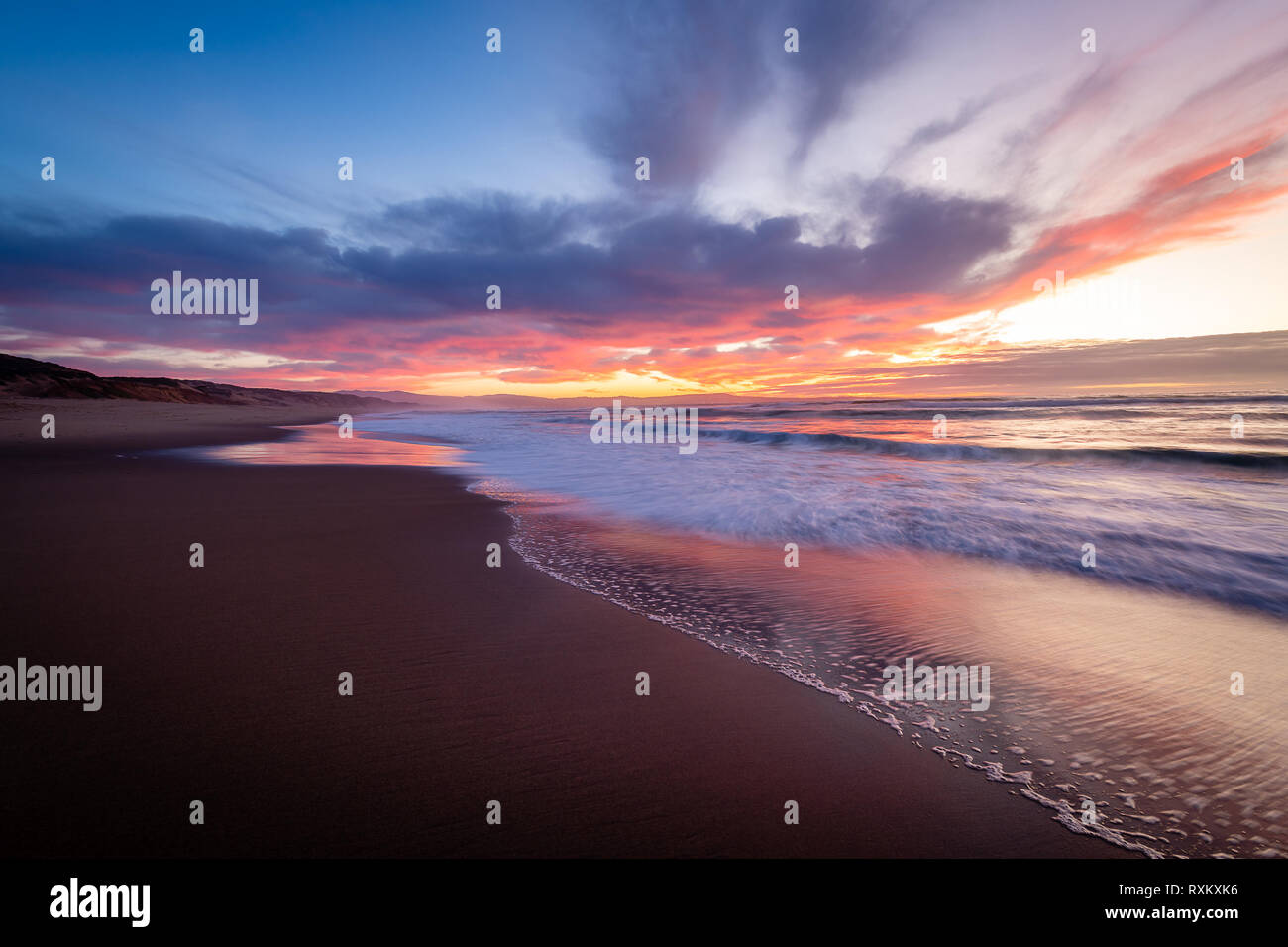 Monterey dunes hi-res stock photography and images - Alamy