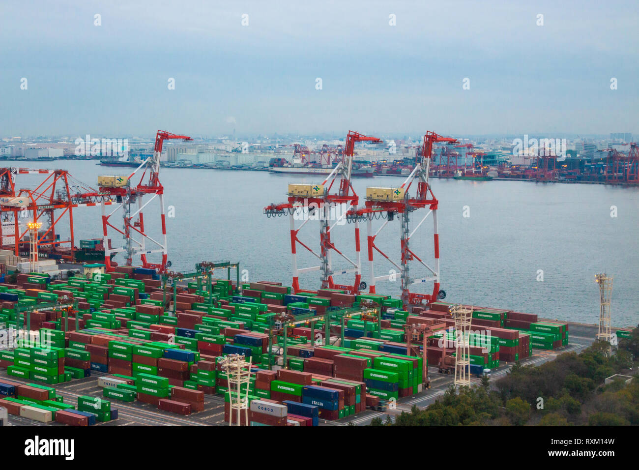 Cargo ship time lapse hi-res stock photography and images - Alamy