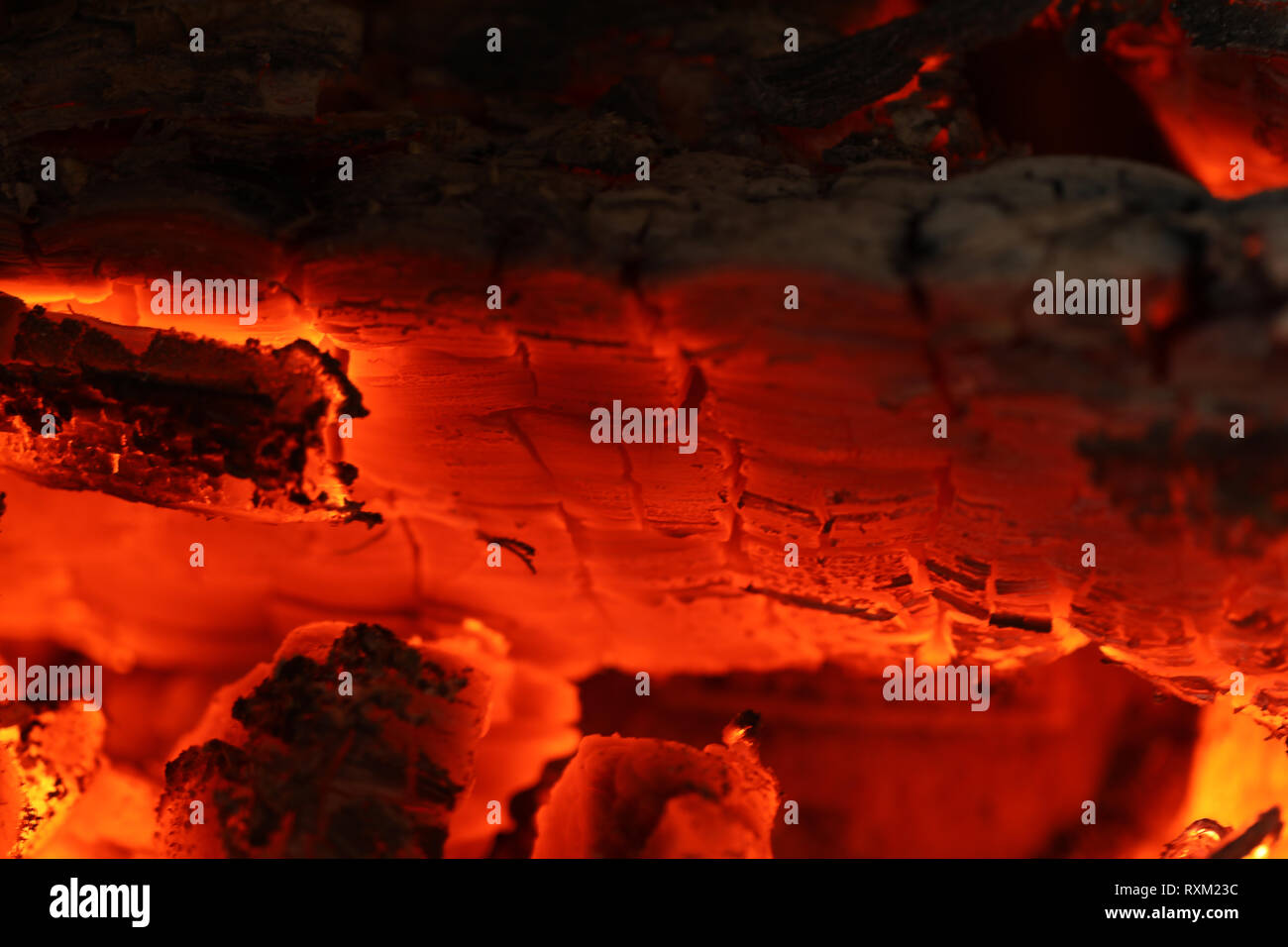 Wood Fire Glow Embers Stock Photo - Alamy