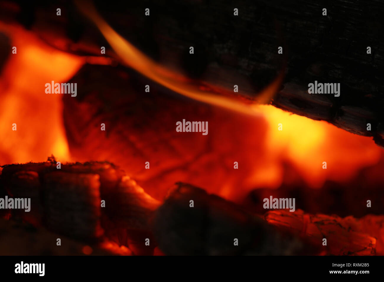 Wood Fire Glow Embers Stock Photo - Alamy