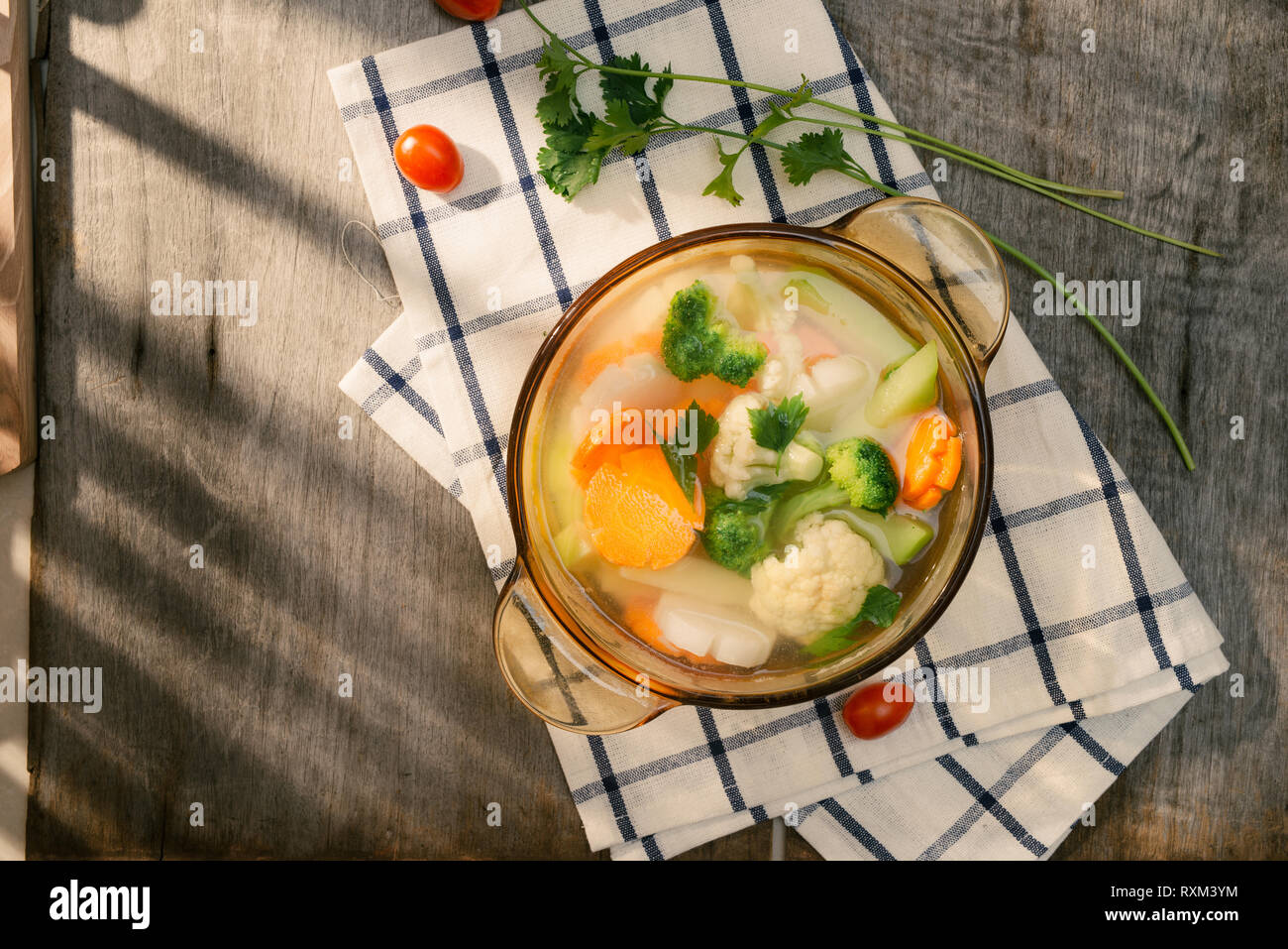 Mixed vegetables in pot hi-res stock photography and images - Alamy