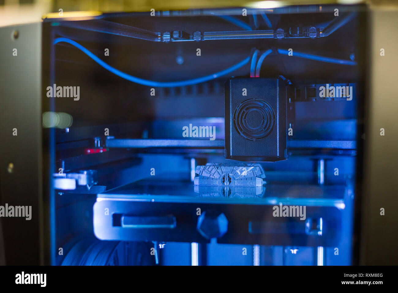 3D manufacturing printer during work Stock Photo - Alamy