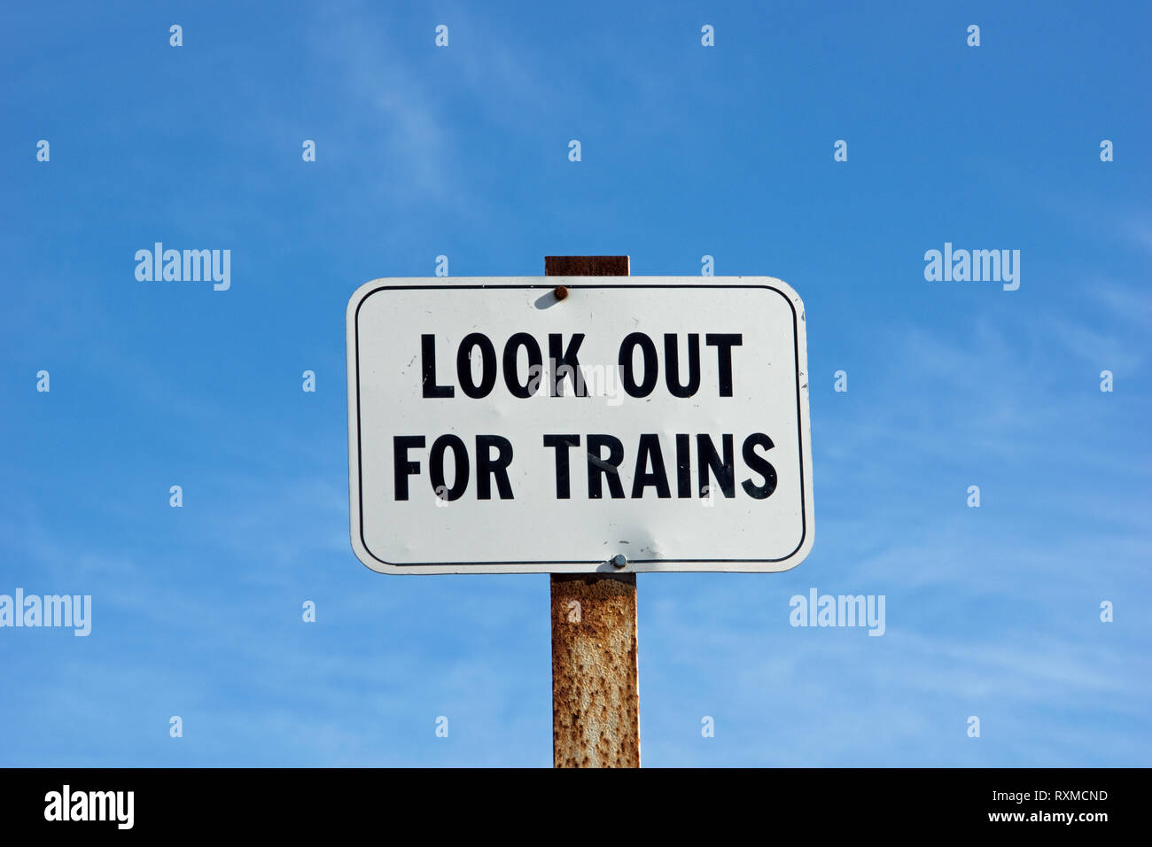 Train warning sign hi-res stock photography and images - Alamy